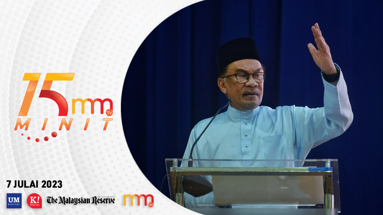 Kerajaan semak gaji kakitangan awam - Utusan Malaysia