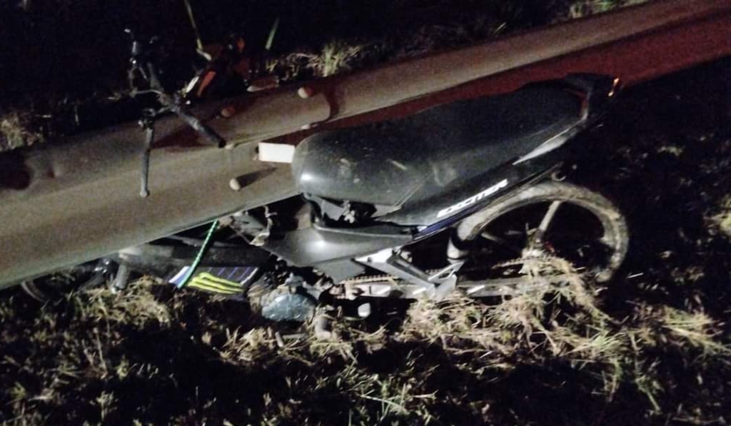 Mekanik maut motosikal bergesel rempuh besi penghadang - Utusan Malaysia