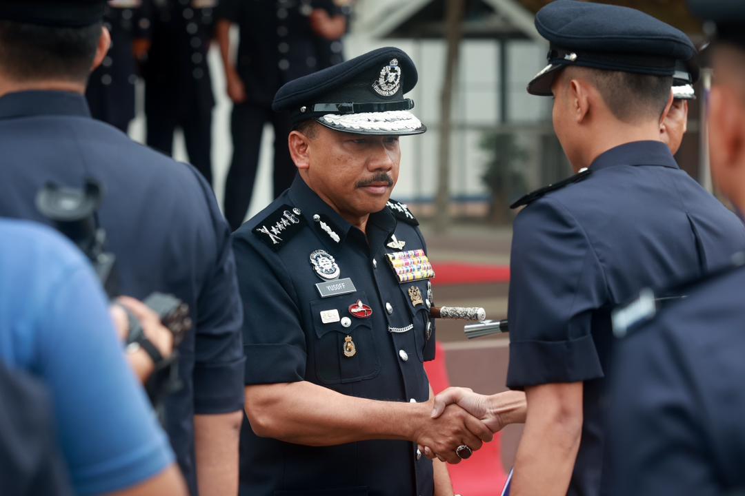 Rampasan ganja: Reman pemandu e-hailing, peniaga ayam disambung