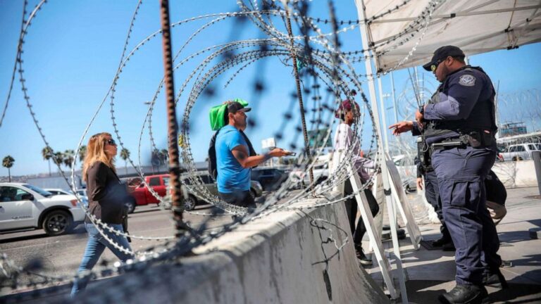 Florida Keys dibanjiri pencari suaka - Utusan Malaysia