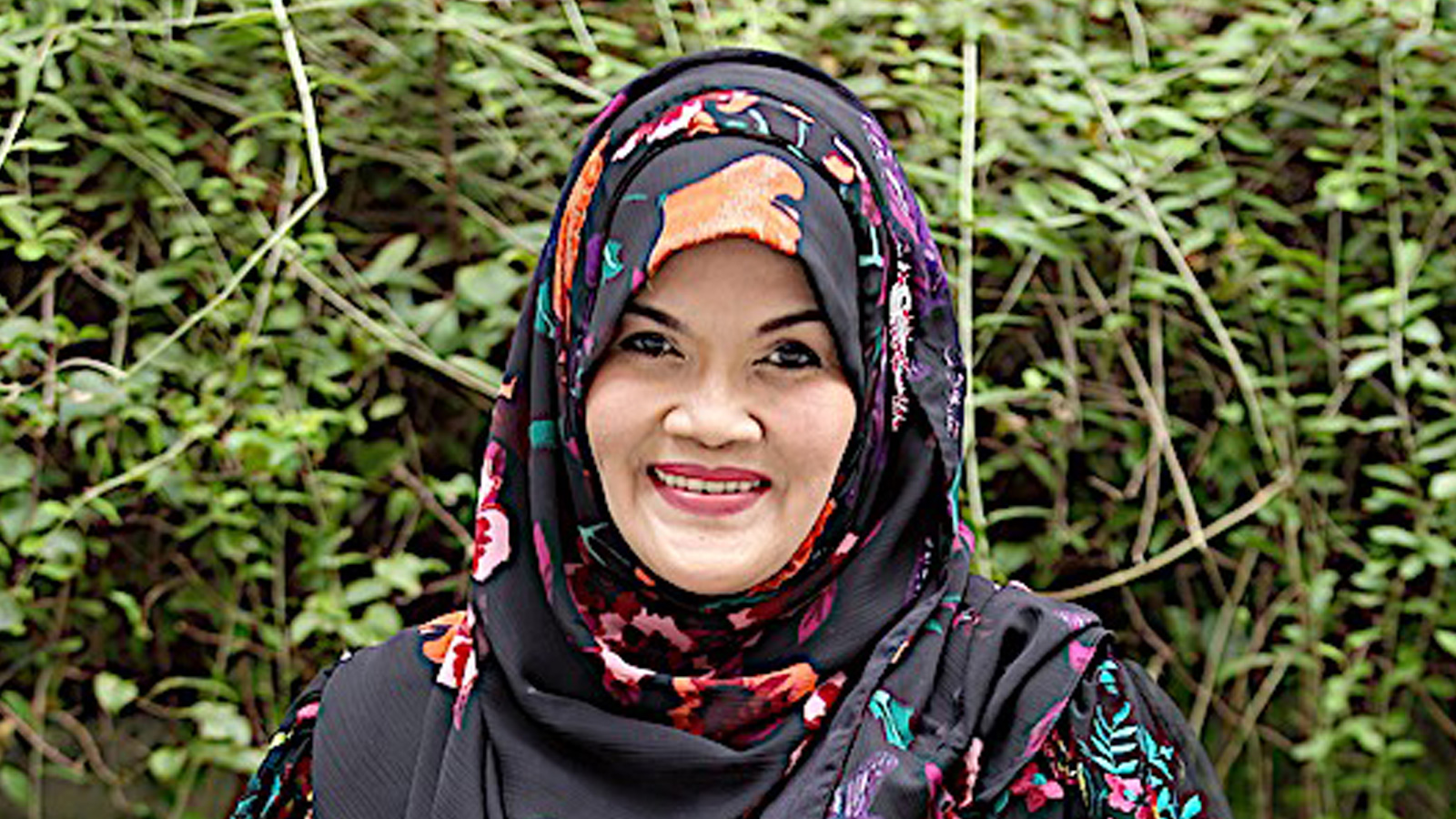 Pasang lampu solar dan pam air bawah tanah - Utusan Malaysia Pasang lampu solar dan pam air bawah tanah - Utusan Malaysia