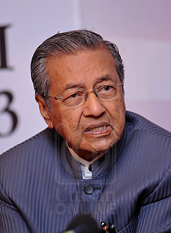 [VIDEO] 'Kalau kita dapat, jumpa balik, duit itu tak hilang' - Tun M ...