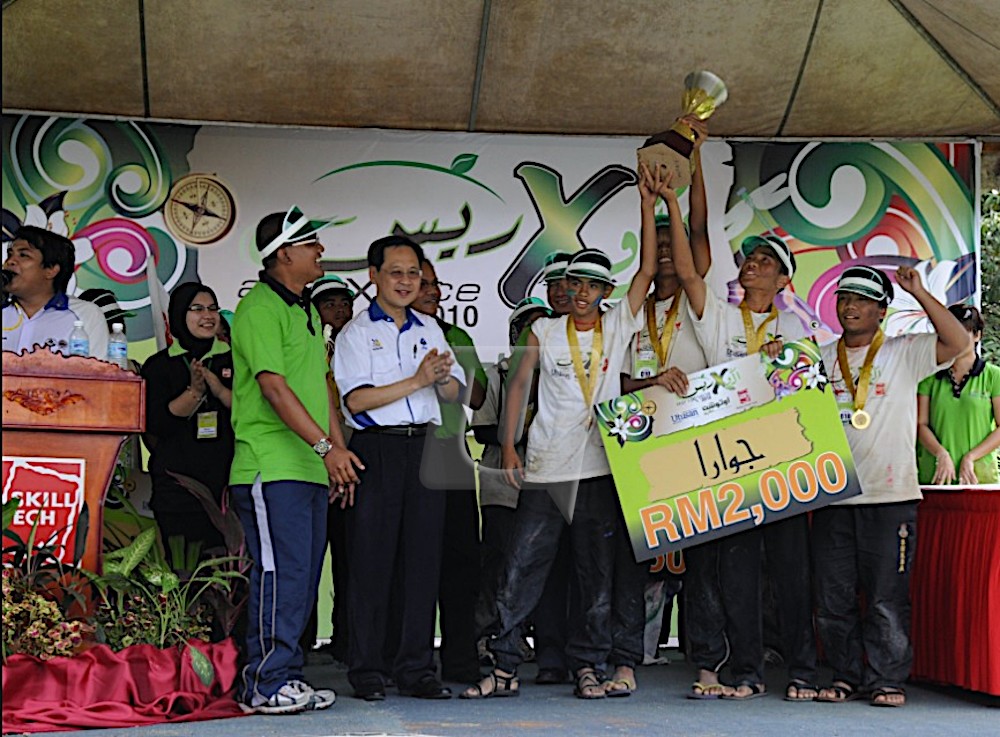 Isu khat Jawi, Utusan Malaysia dan Mr. TVET di Bulan Kemerdekaan ...