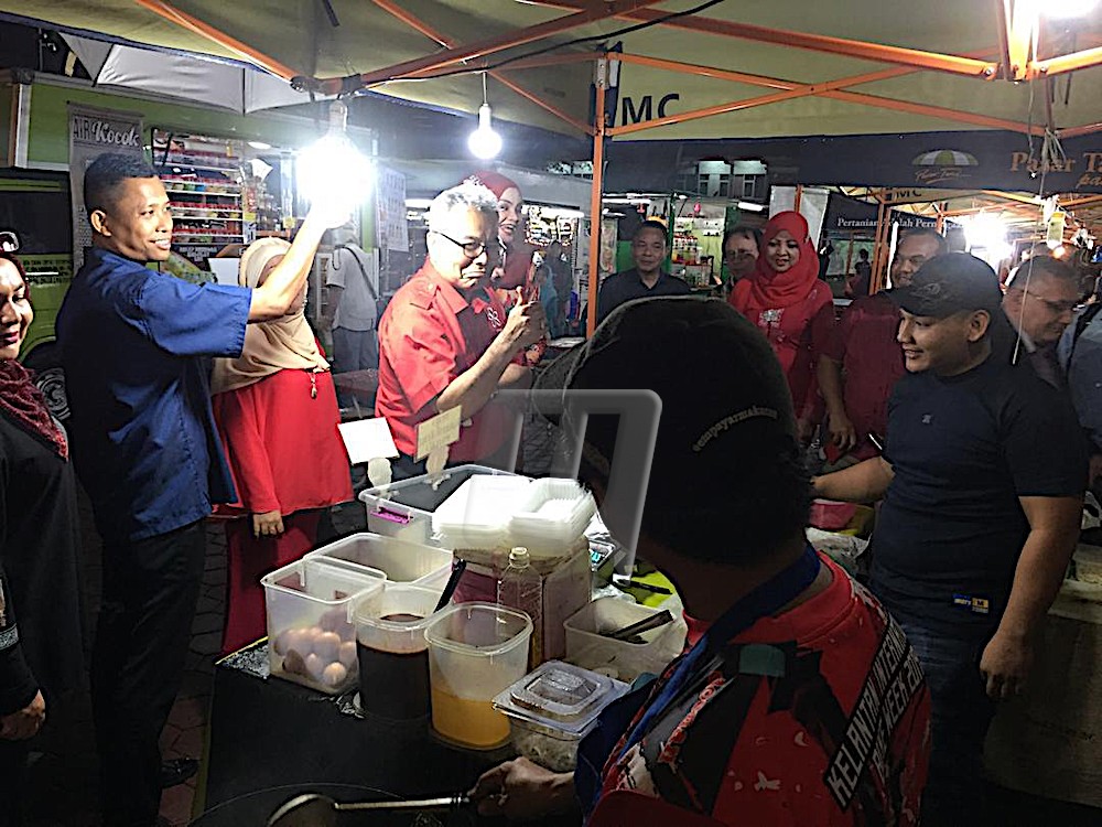 Serah pada PIBG isu khat Jawi memalukan dan PM hilang wibawa - Utusan ...