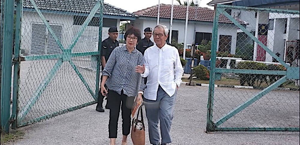 Dr. Mahathir diisytihar sebagai Presiden Agung Persekutuan Pengakap ... Dr. Mahathir diisytihar sebagai Presiden Agung Persekutuan Pengakap ...