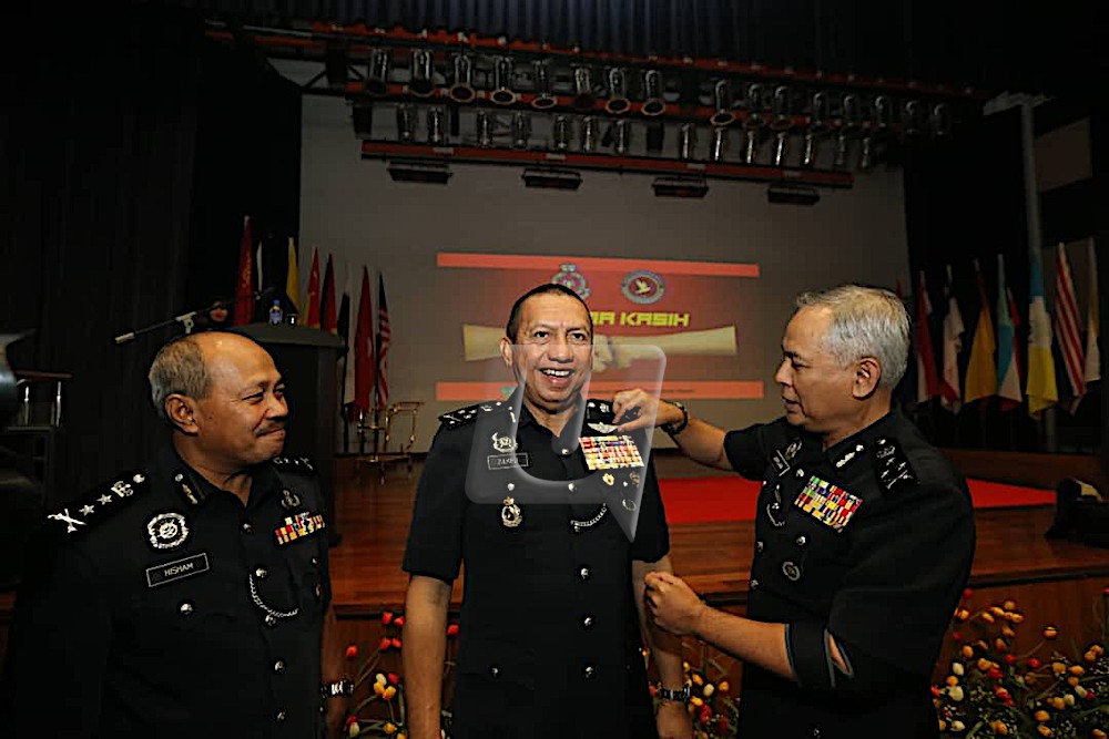 Jumlah juruterbang, aset udara PDRM seimbang - Utusan Malaysia
