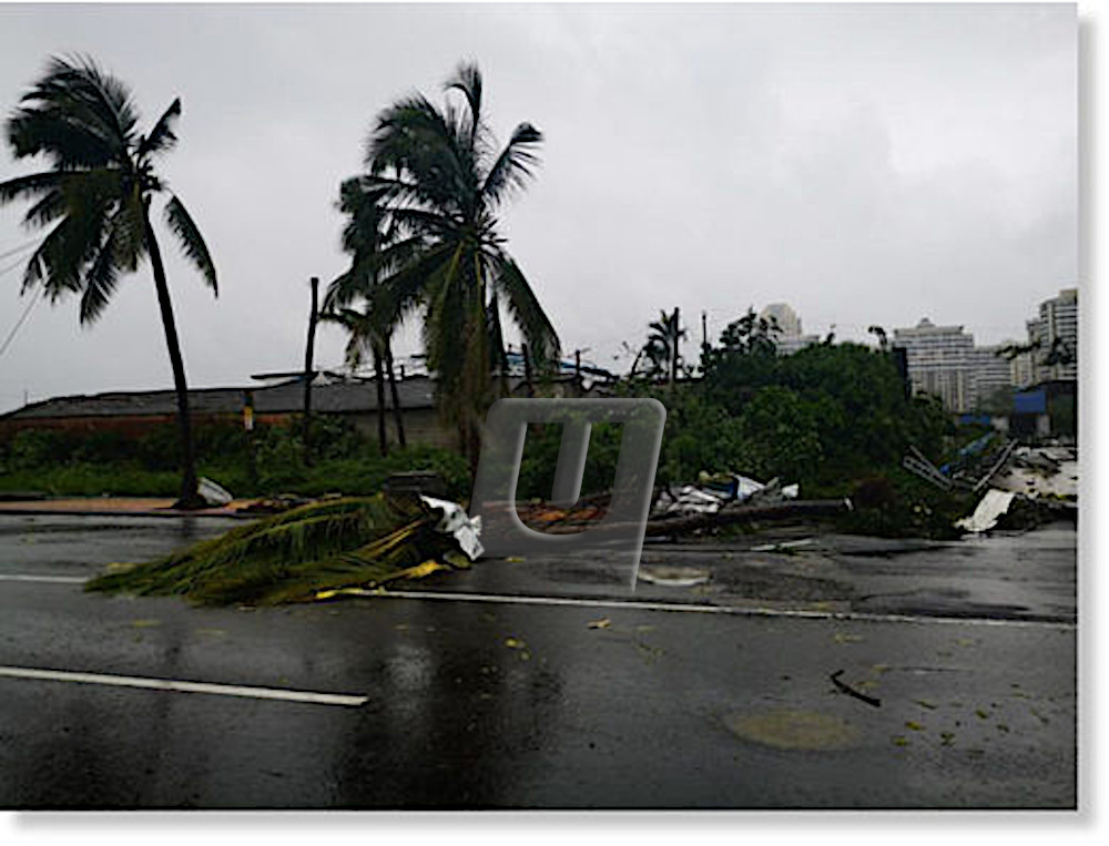 Lapan terbunuh ribut badai Hainan - Utusan Malaysia