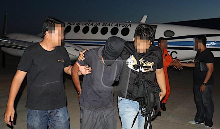 Empat Ditahan Terlibat Aktiviti Keganasan Utusan Malaysia