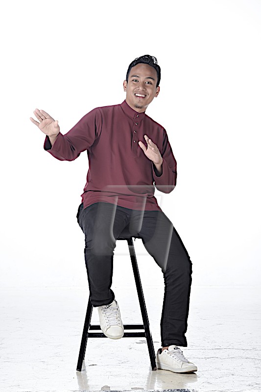 Kanak-kanak tersepit jeriji besi pintu - Utusan Malaysia