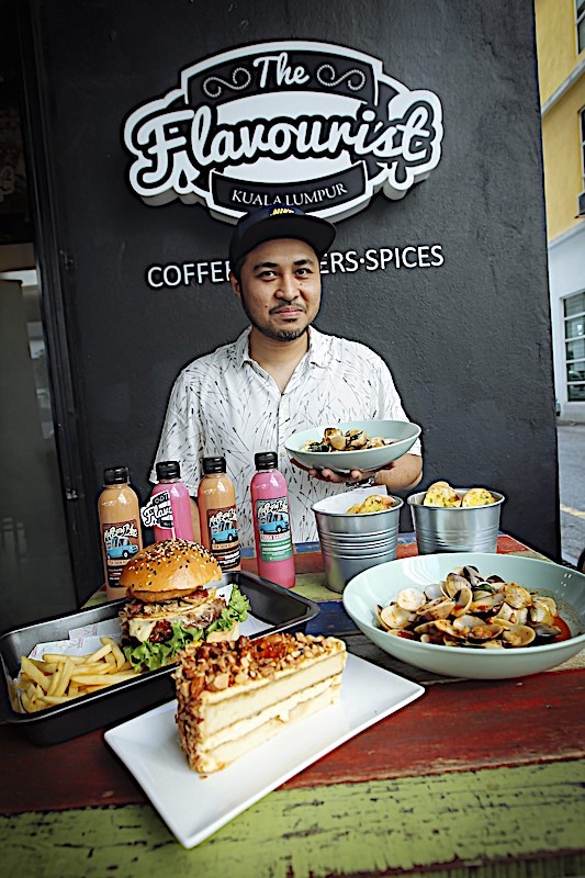 Selera menu fusion di TFKL - Utusan Malaysia