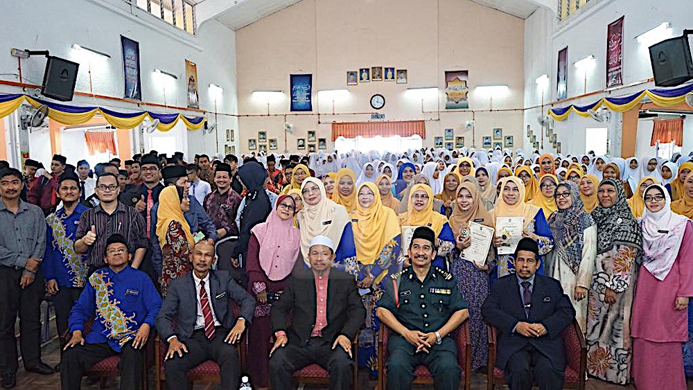 SMAASZA cemerlang peringkat dunia - Utusan Malaysia