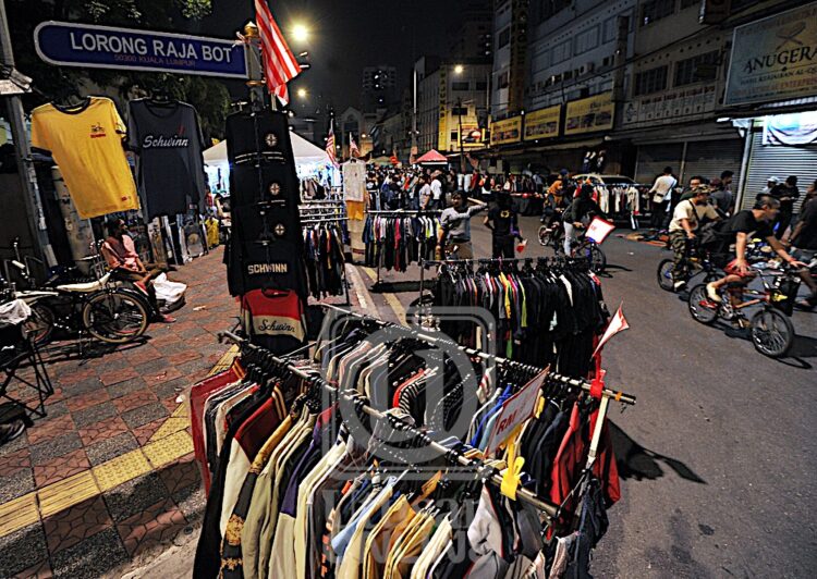 Jalan Raja Bot ‘syurga’ bundle - Utusan Malaysia