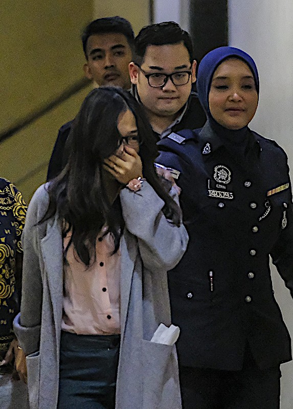 Datuk, Datin mengaku tidak bersalah pecah amanah wang syarikat - Utusan ...