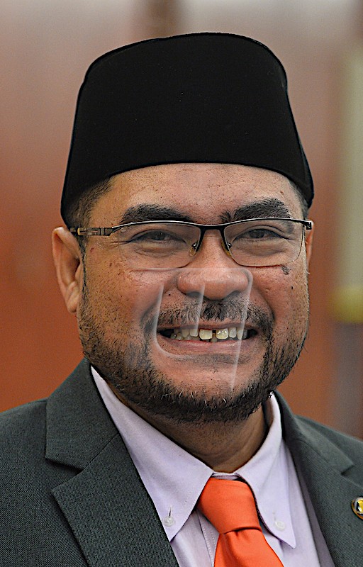 Jakim jadi kementerian? - Utusan Malaysia