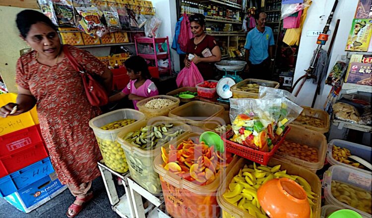 Pasar Chowrasta perlu 'nafas' baharu - Utusan Malaysia