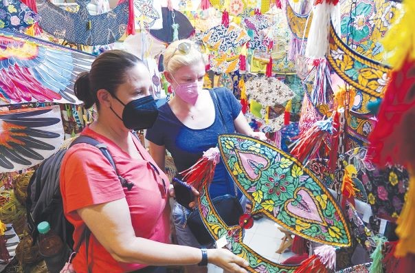 Industri pelancongan negara dalam ‘suasana’ pemulihan - Utusan Malaysia