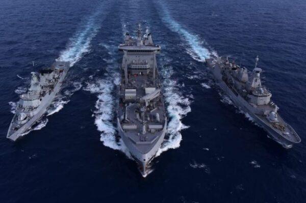 Aset TUDM, TLDM rai 50 tahun FPDA di Singapura - Utusan Malaysia