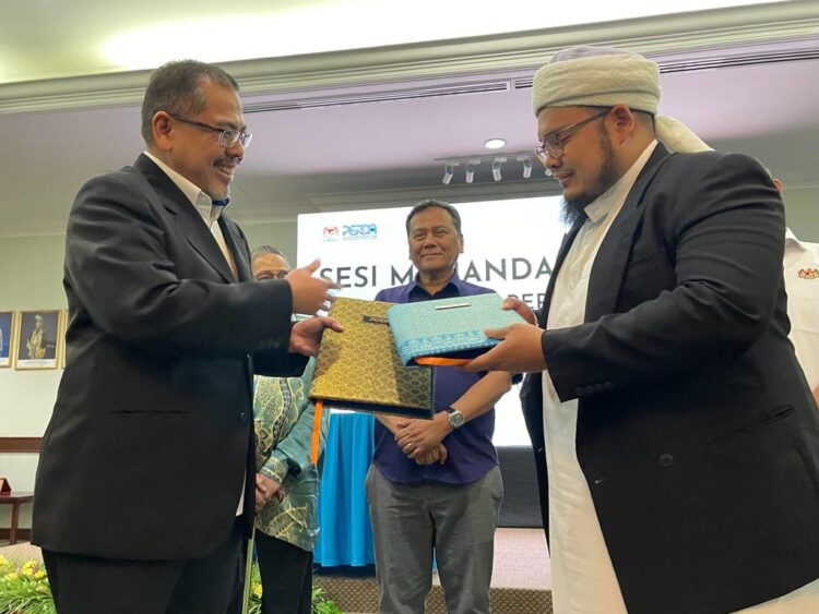 Pelajar tahfiz bakal penuhi keperluan industri - Utusan Malaysia