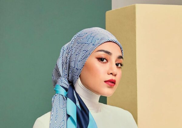 Uyaina Arshad kongsi detik cemas, ditahan marsyal AS - Utusan Malaysia