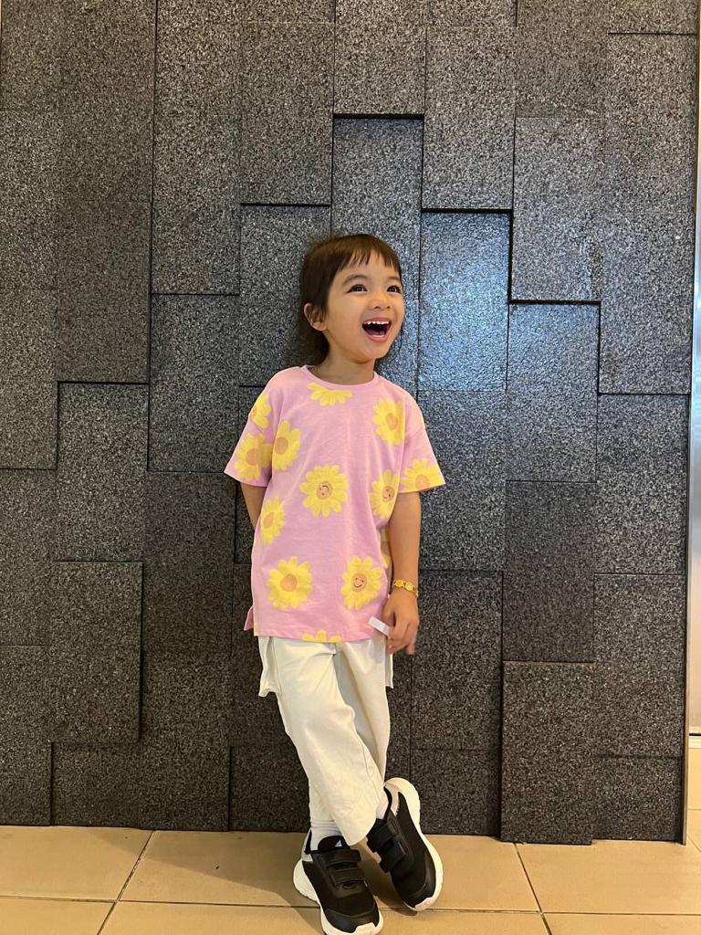 Cerdik, keletah Yaya mencuit hati