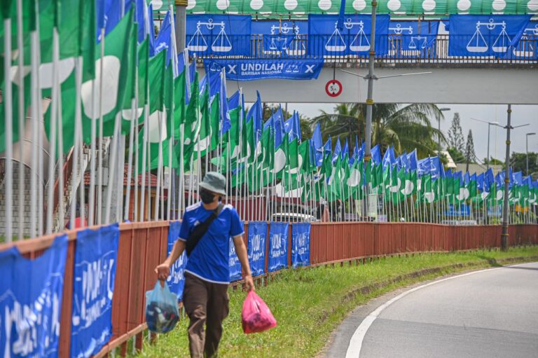 Muda vs veteran: Lambang parti main peranan