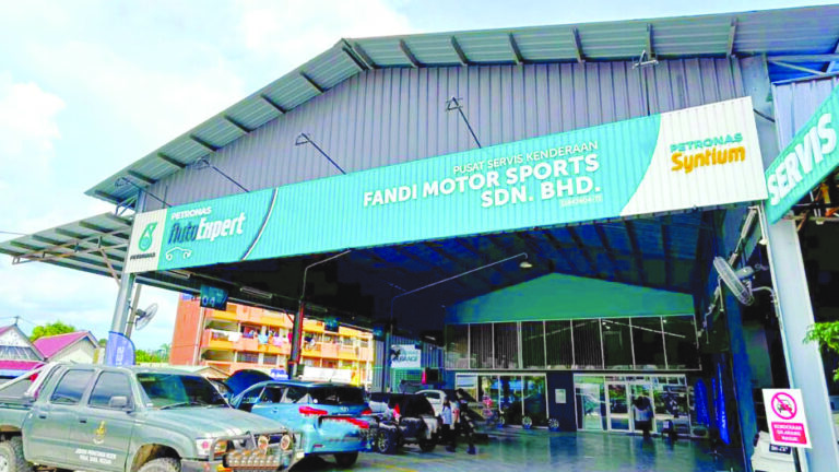 Fandi Motor Sport bawa lambang Petronas - Utusan Malaysia