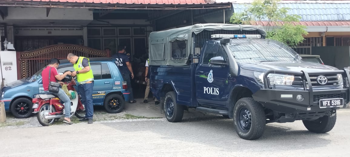 Kanak-kanak 9 tahun mati dipercayai akibat didera - Utusan Malaysia