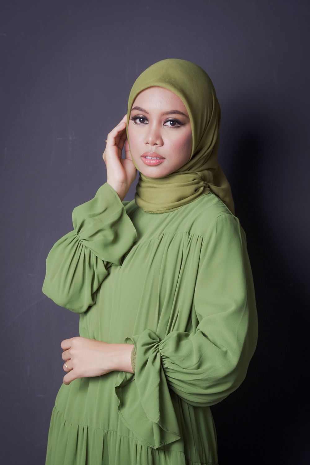 Sarah Suhairi tak gemar publisiti murahan - Utusan Malaysia