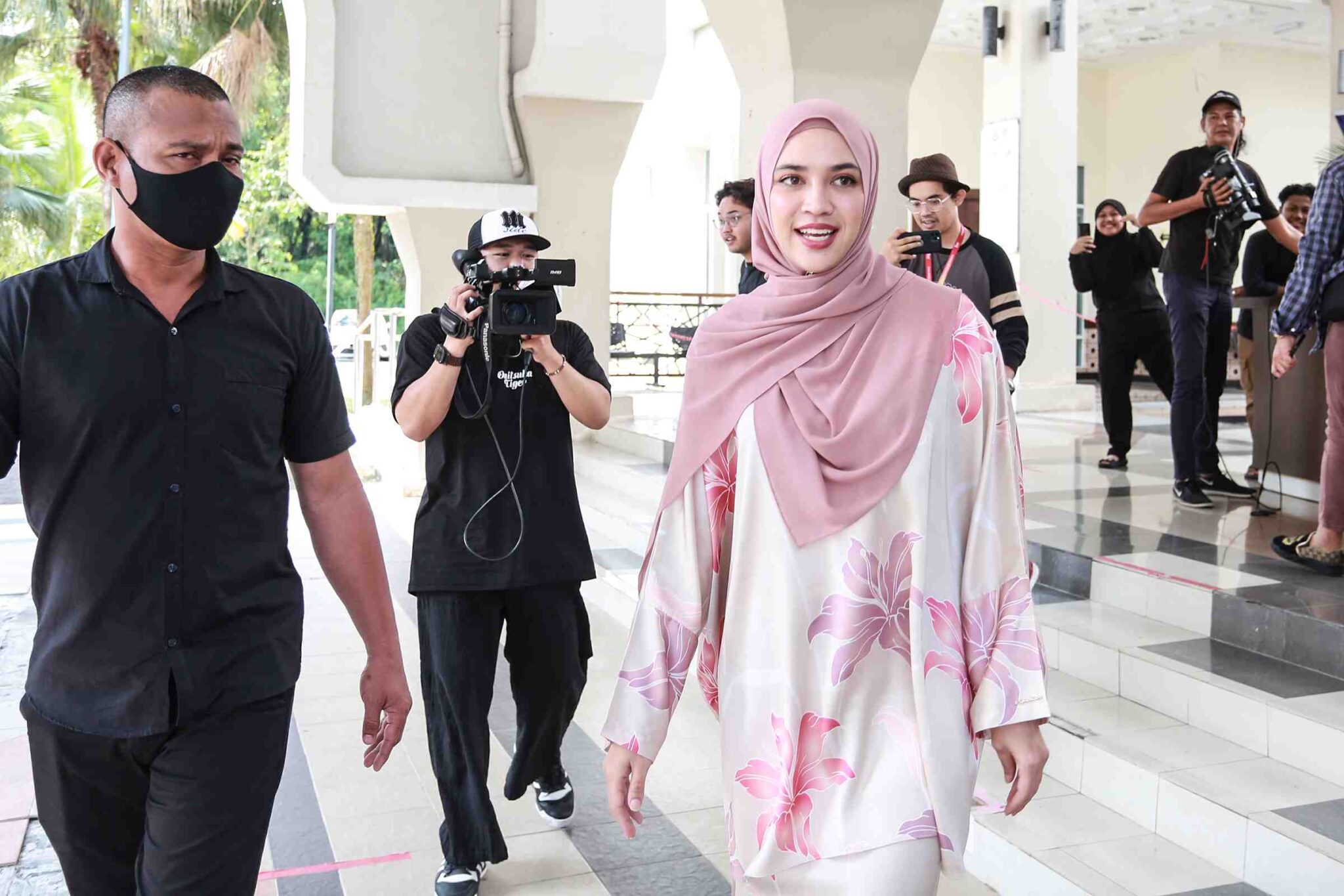 Belakang pintu, saya ada macam-macam perasaan - Diana Danielle
