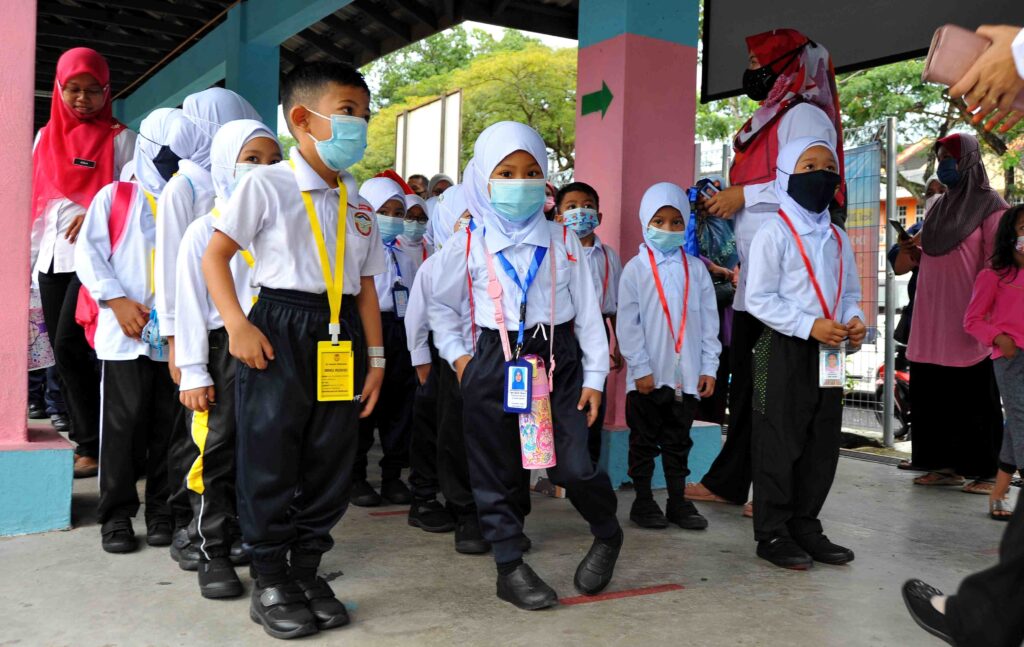 Wajibkan prasekolah dalam pendidikan