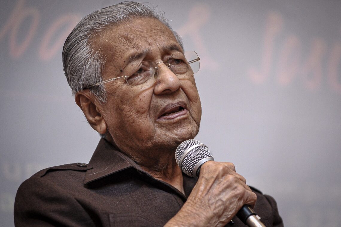 Kedai emas Hajjah Halijah terus tradisi edar bubur lambuk