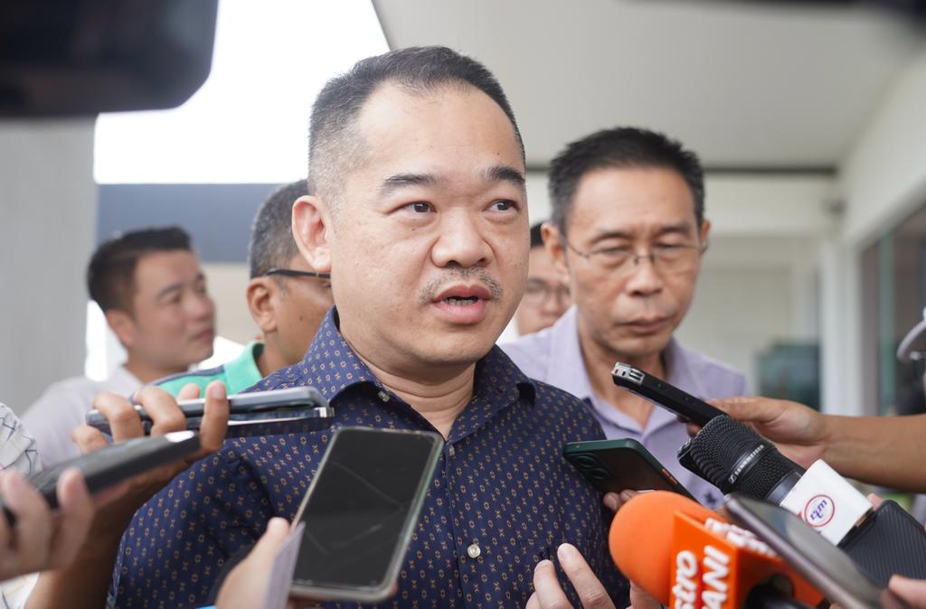 Sidang meja bulat bincang pembangunan industri perabot Muar