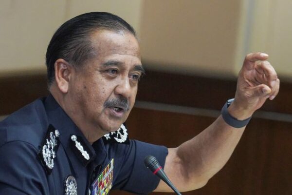 PDRM rampas 295 pucuk senjata api buatan sendiri