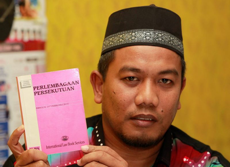 Adakah undang-undang lebih tinggi daripada Perlembagaan Persekutuan? Adakah undang-undang lebih tinggi daripada Perlembagaan Persekutuan?