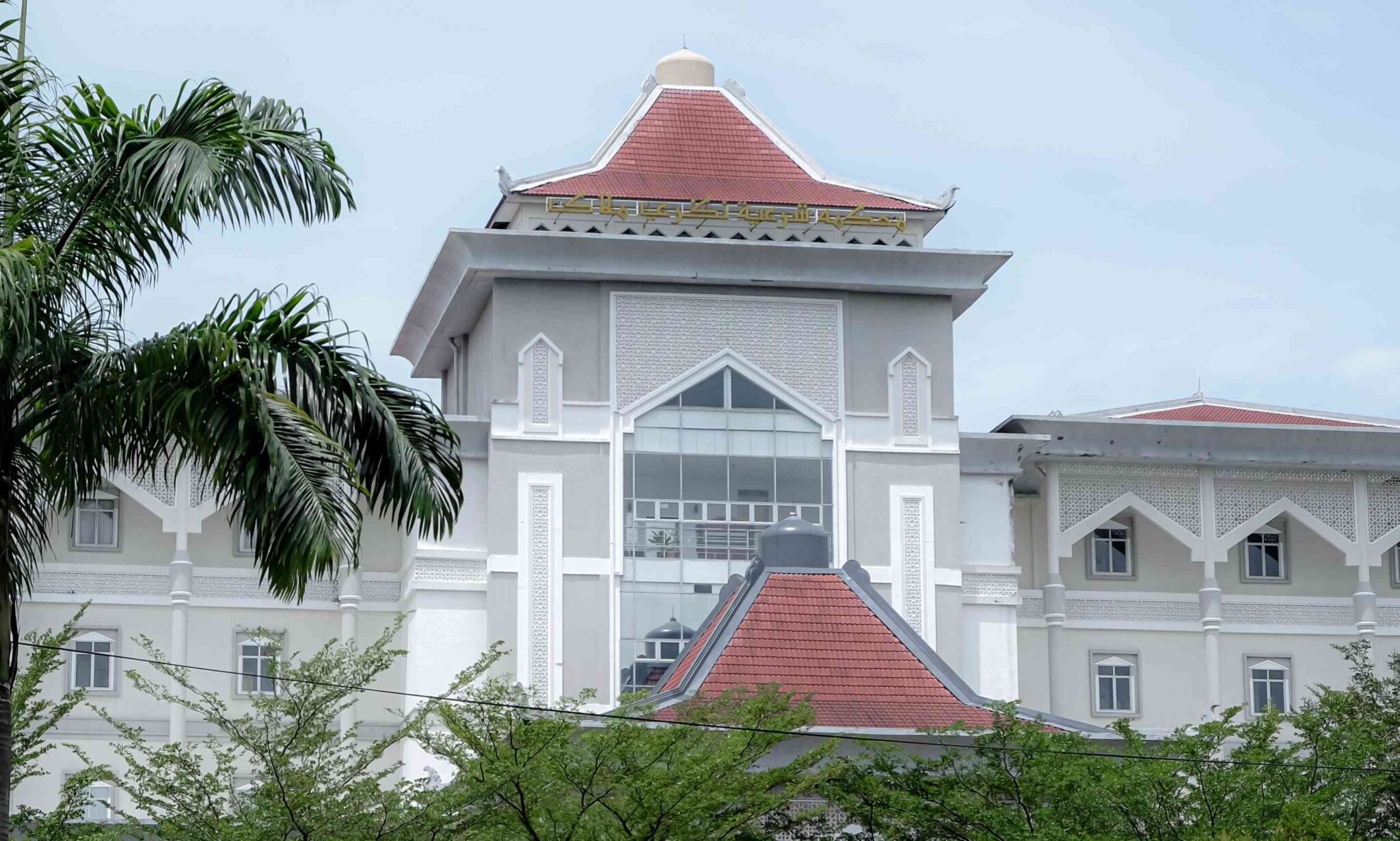 Lapan implikasi kes hanya dibicara di mahkamah syaria