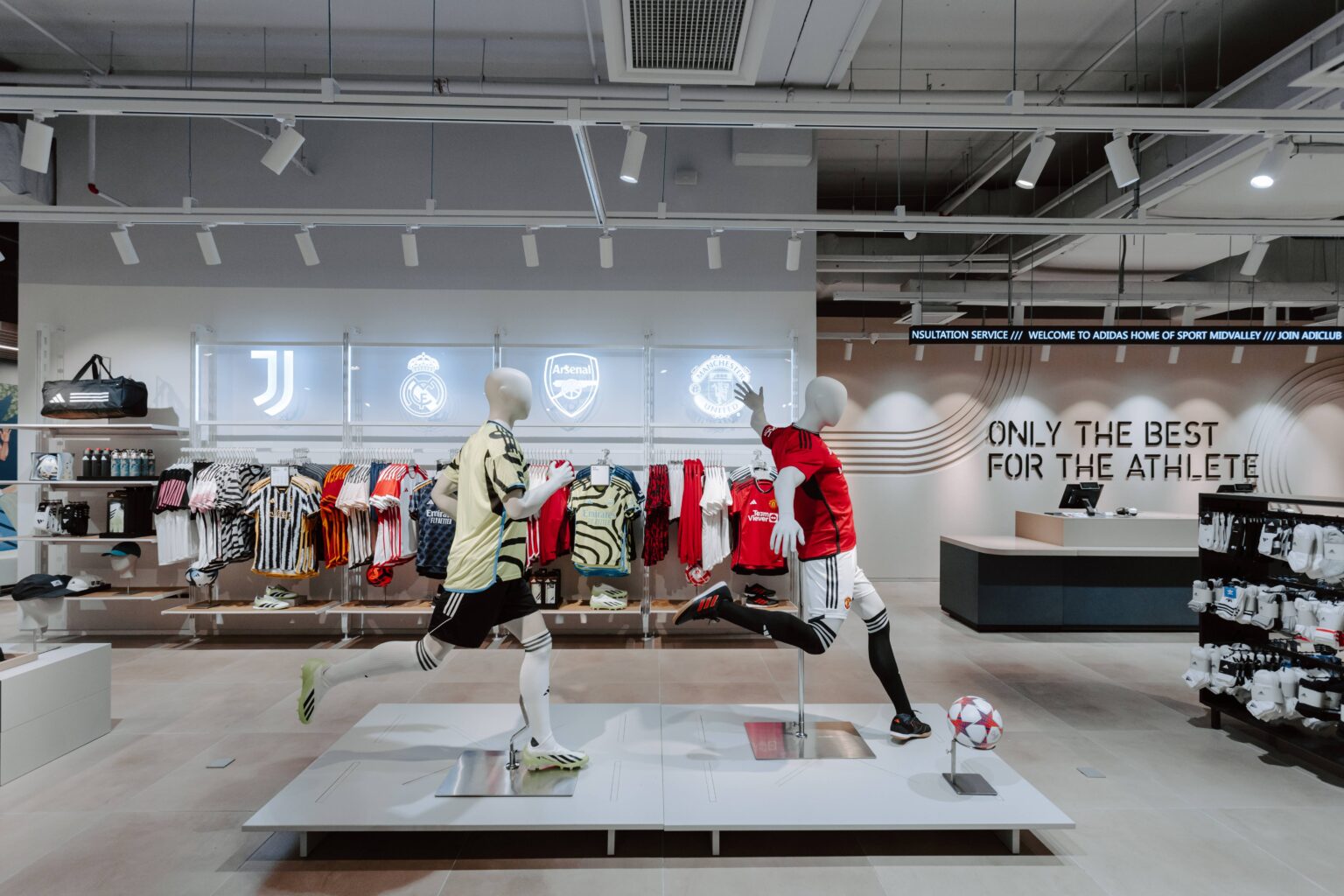 Adidas buka kedai sukan pertama berkonsep 'Home of Sports'