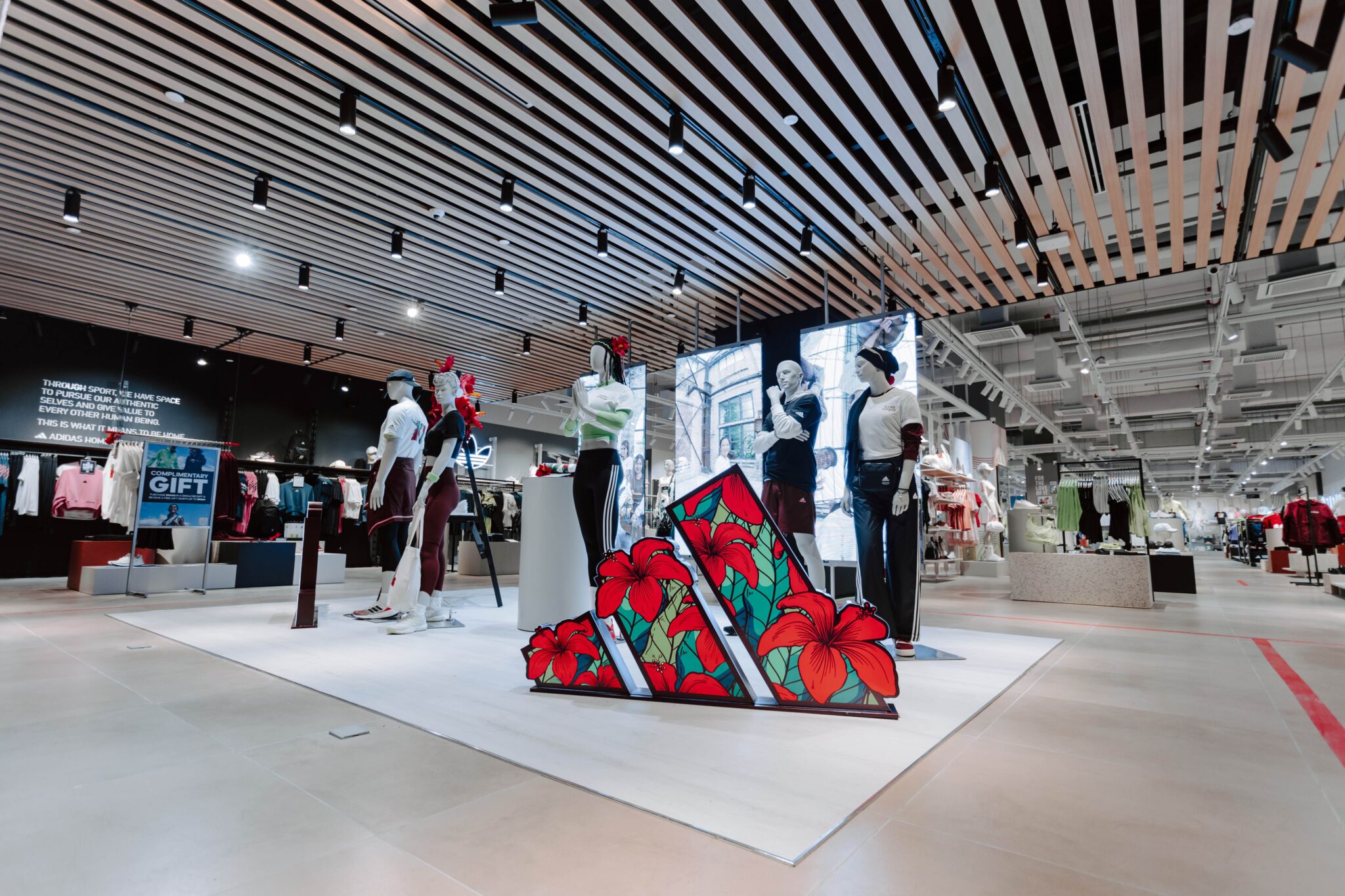 Adidas buka kedai sukan pertama berkonsep 'Home of Sports'