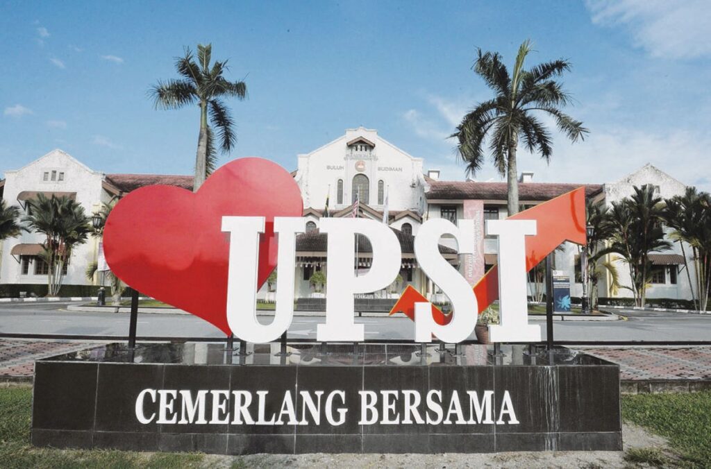 Kesal kerenah birokrasi pengambilan pelajar ijazah UPSI - Utusan Malaysia