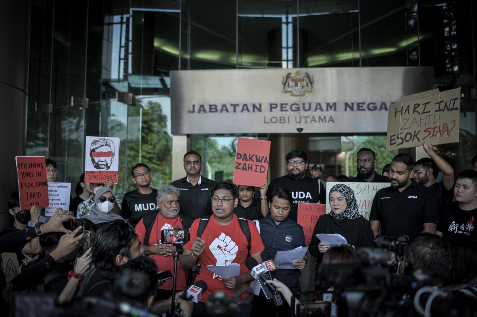 Kerajaan didesak segera laksana pemisahan kuasa peguam negara, pendakwa ...