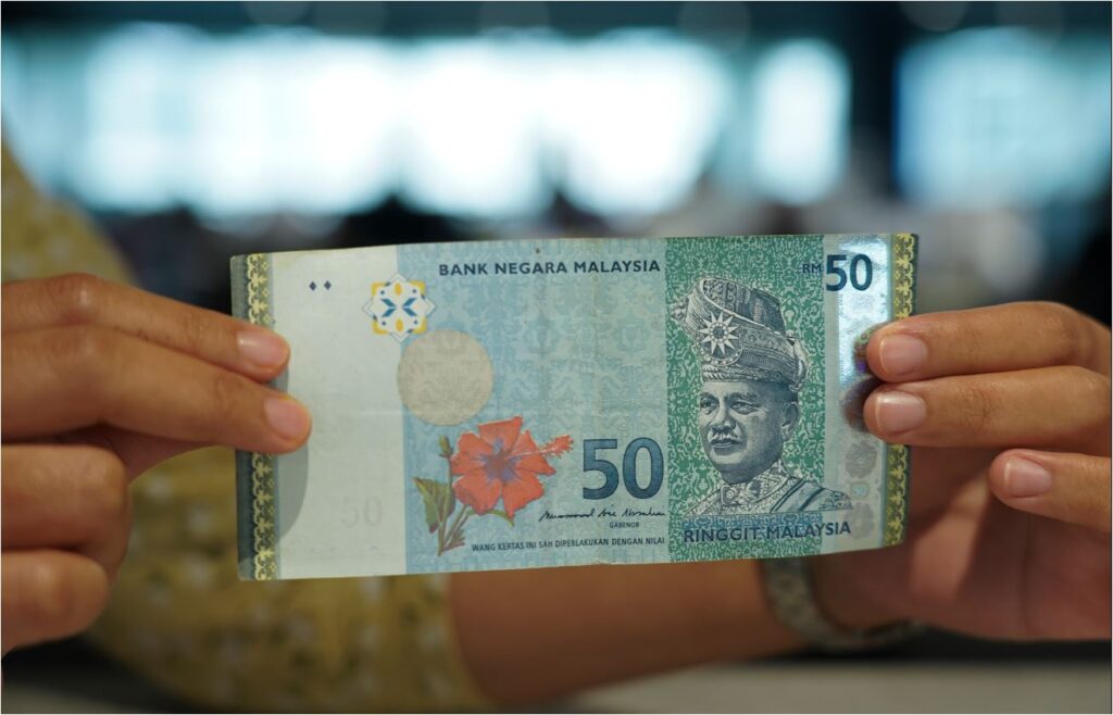 Ringgit dijangka mengukuh RM4.4 suku 2024