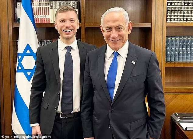 Anak Netanyahu dikecam hidup senang-lenang di Miami