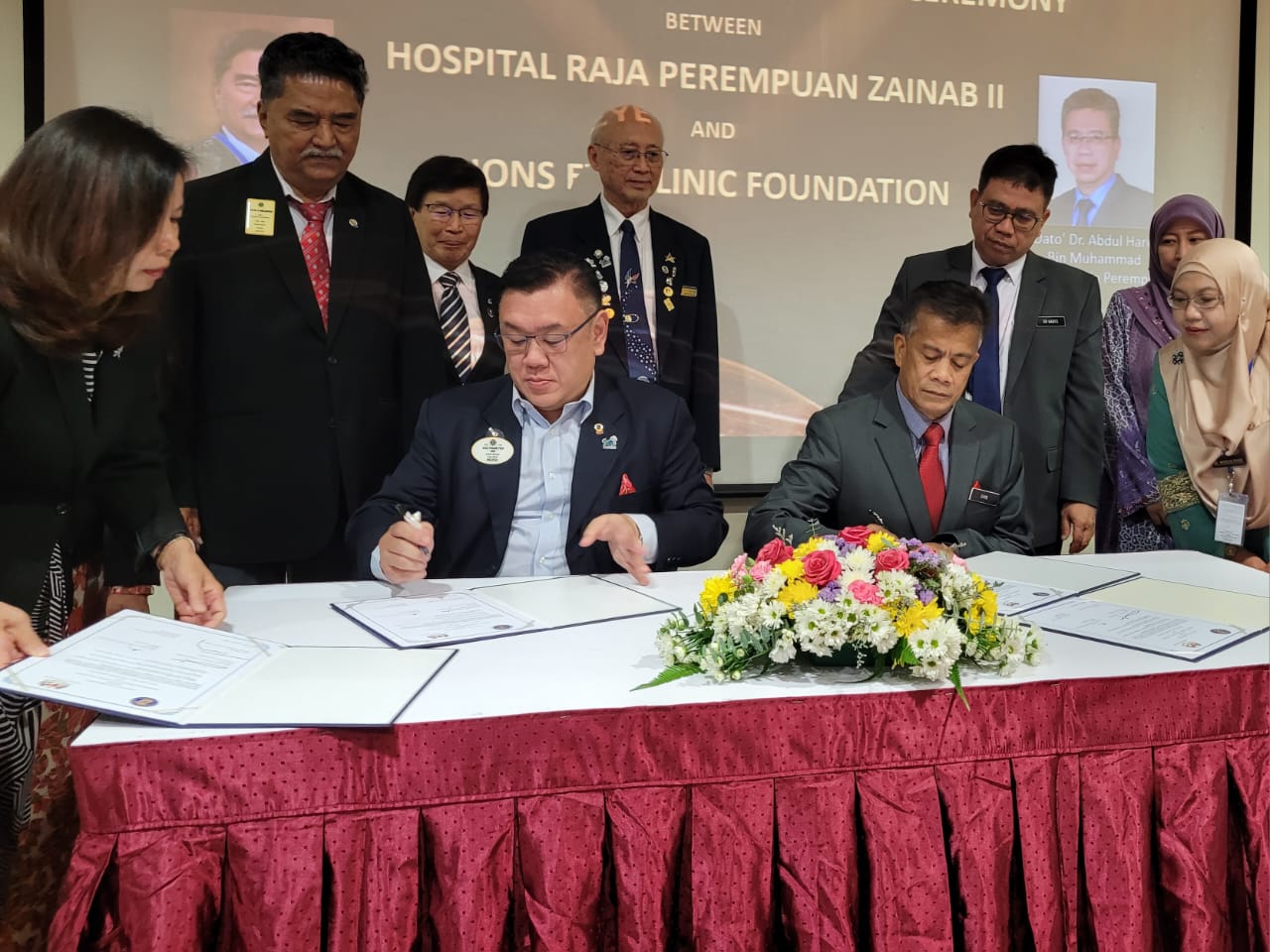 100 unit kanta mata percuma untuk pesakit katarak B40