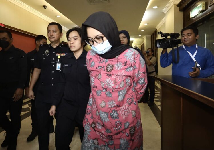 3 rakan didakwa atas pertuduhan pengubahan wang haram lebih RM250,000 - Utusan Malaysia
