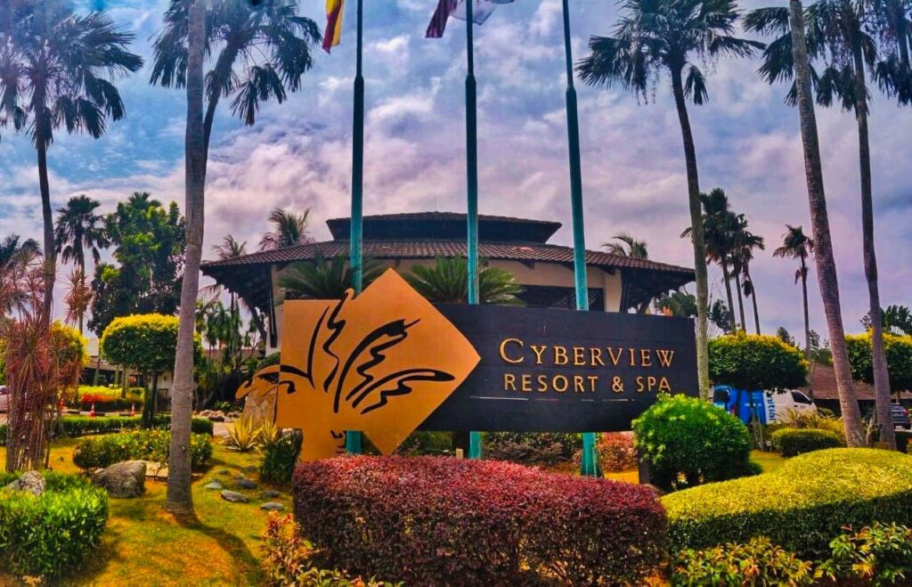 Cyberview Resort & Spa tawar penginapan resort bertaraf 5 bintang lebih 25 tahun