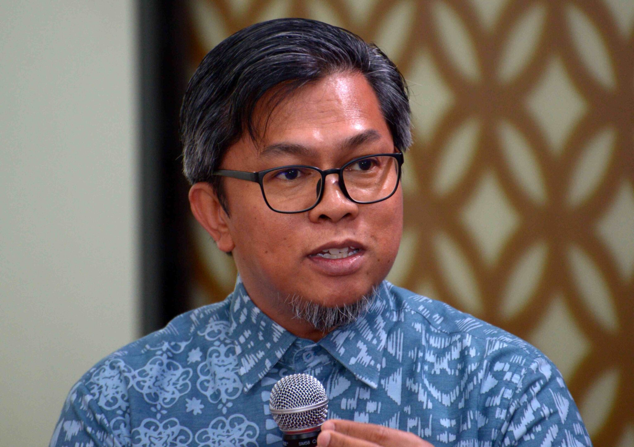 Batik alternatif saingi tradisi?