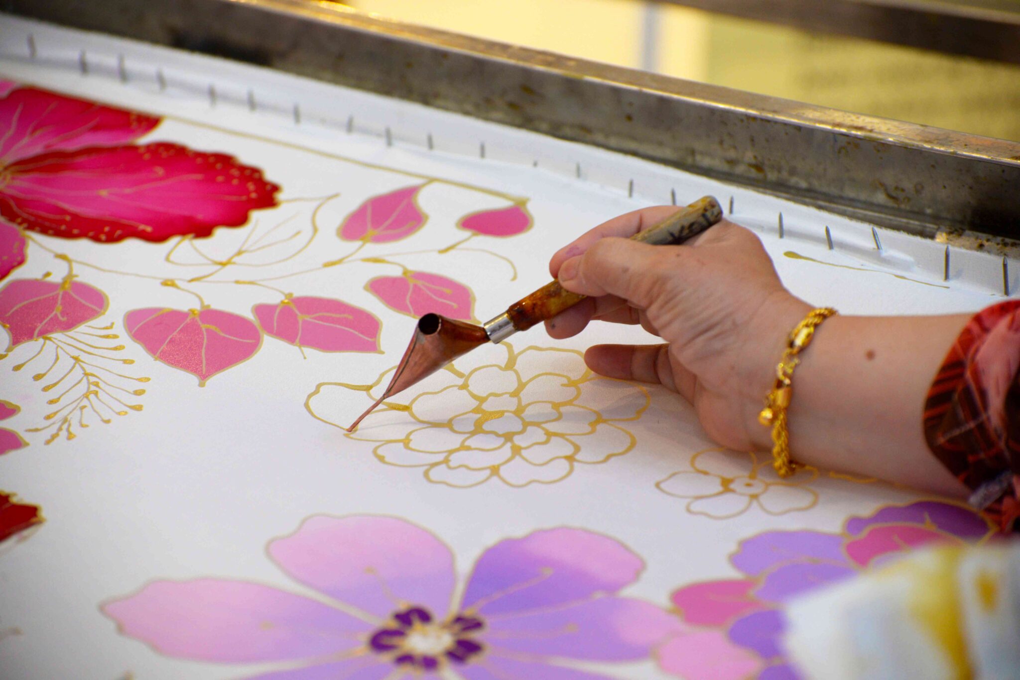 Batik alternatif saingi tradisi?