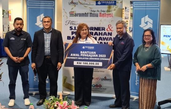 YBR sumbang bantuan awal kepada pelajar B40 Unimas