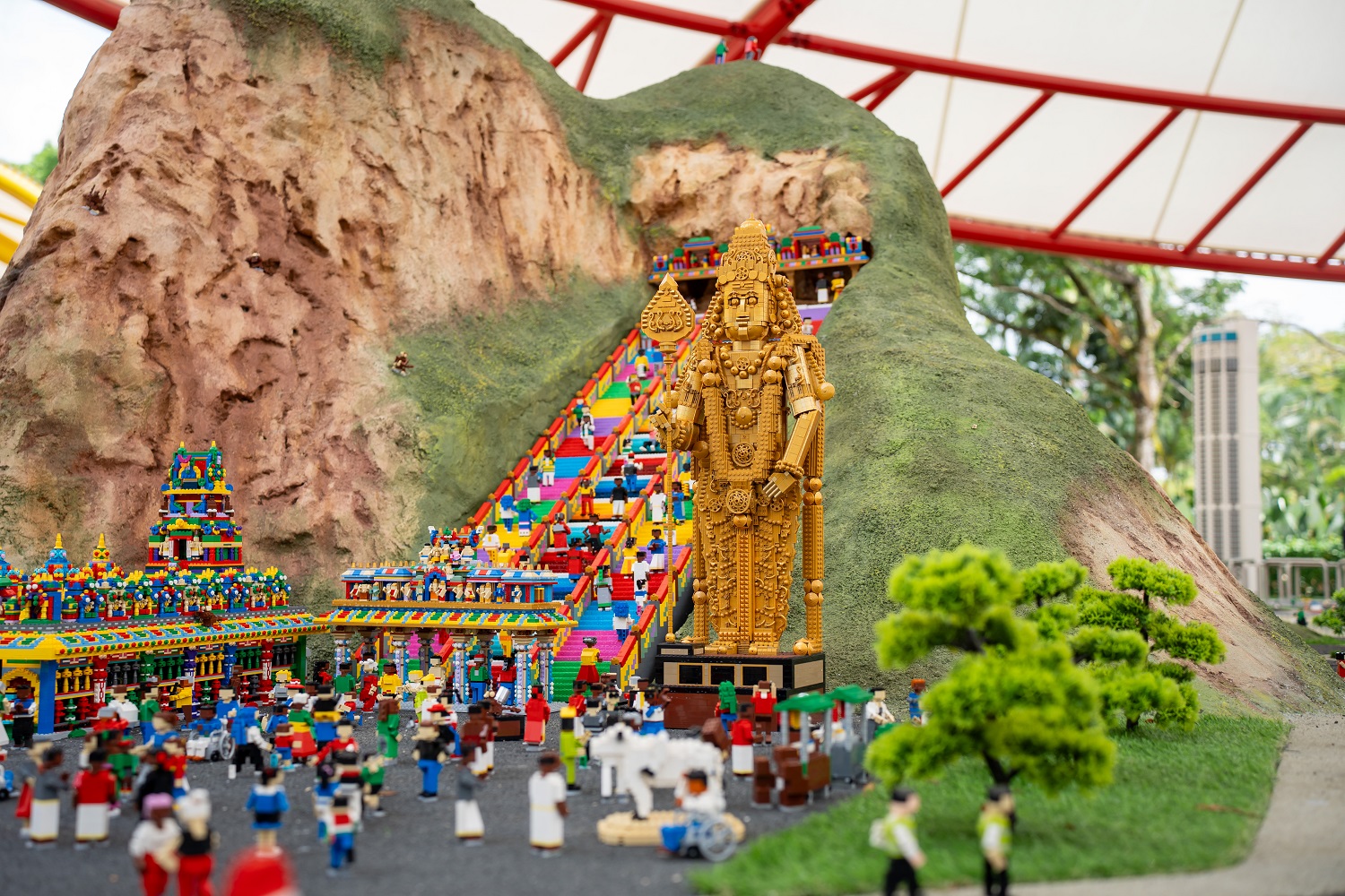 Bangunan DUN Sarawak siap dalam 1,200 jam