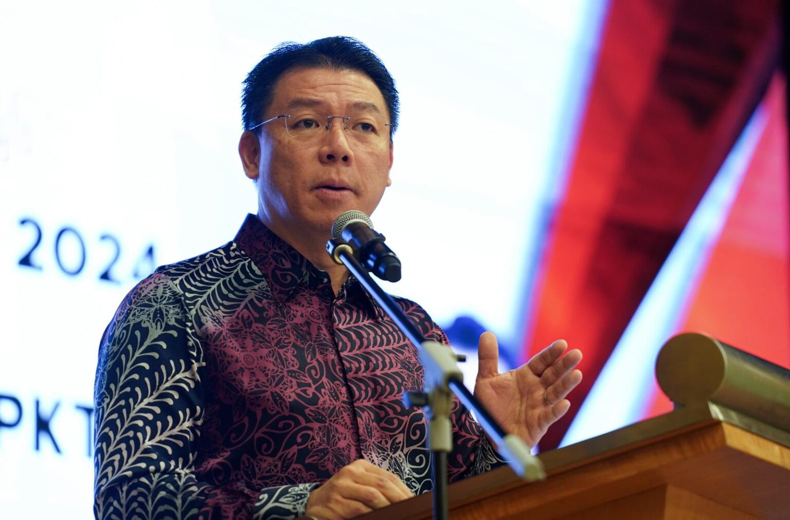 Pilihan raya PBT tidak sesuai waktu ini – Kor Ming - Utusan Malaysia