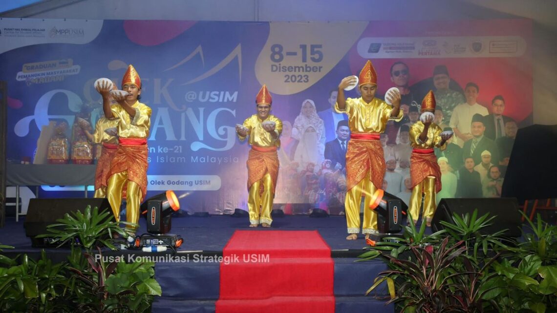 Gemilang Olek Godang dalam pesta konvo USIM